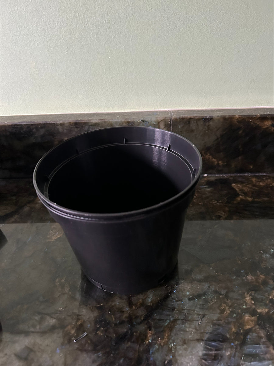Various Quantities x 1.5 Litre Plant Pots Injection Moulded - Black ...